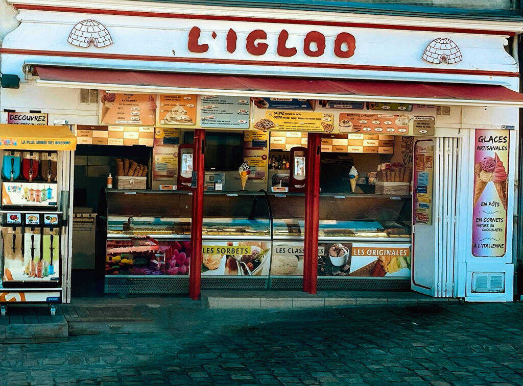 The igloo Shops and services | Quiberon Bay