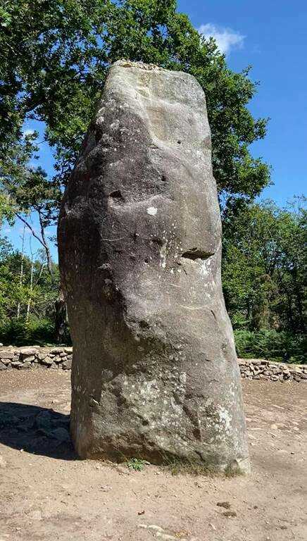 Manio Giant | Megaliths à CARNAC | Baie de Quiberon