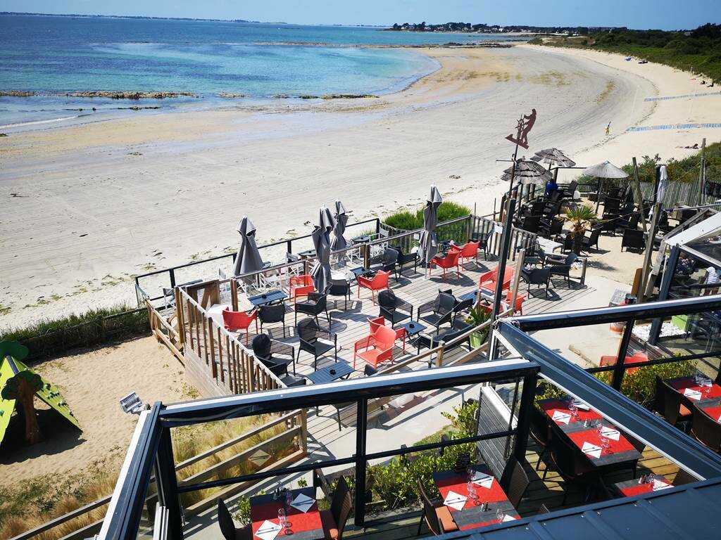 Bars, Traditional cuisine, Seafood à LA TRINITE SUR MER | Beach